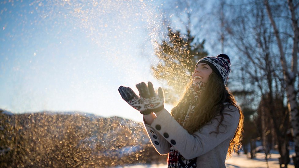 Why are all snowflakes unique? - BBC Bitesize