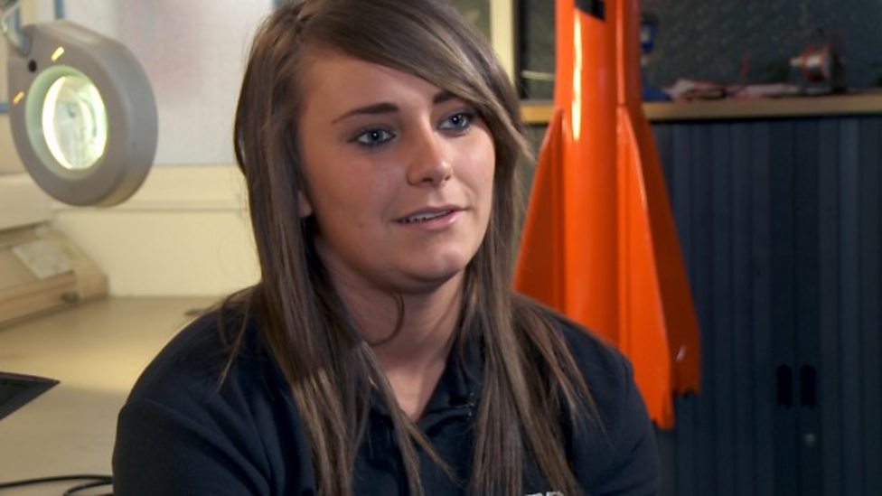 How to become an engineering apprentice: Jade's story - BBC Bitesize