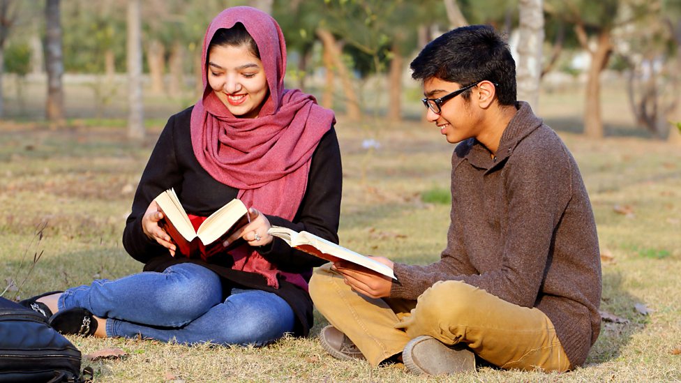 How to engage the reader in the opening paragraph - BBC Bitesize