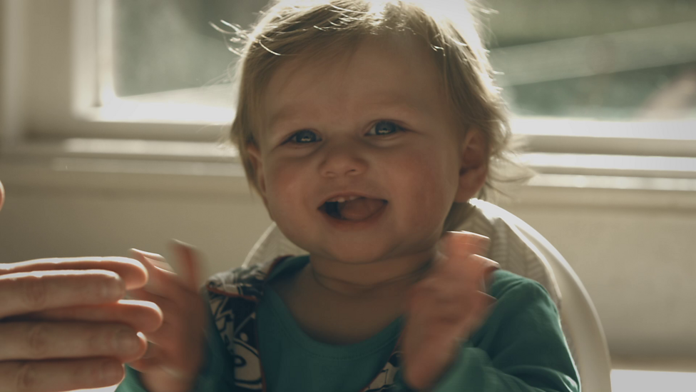 Playing together at mealtimes - BBC Tiny Happy People