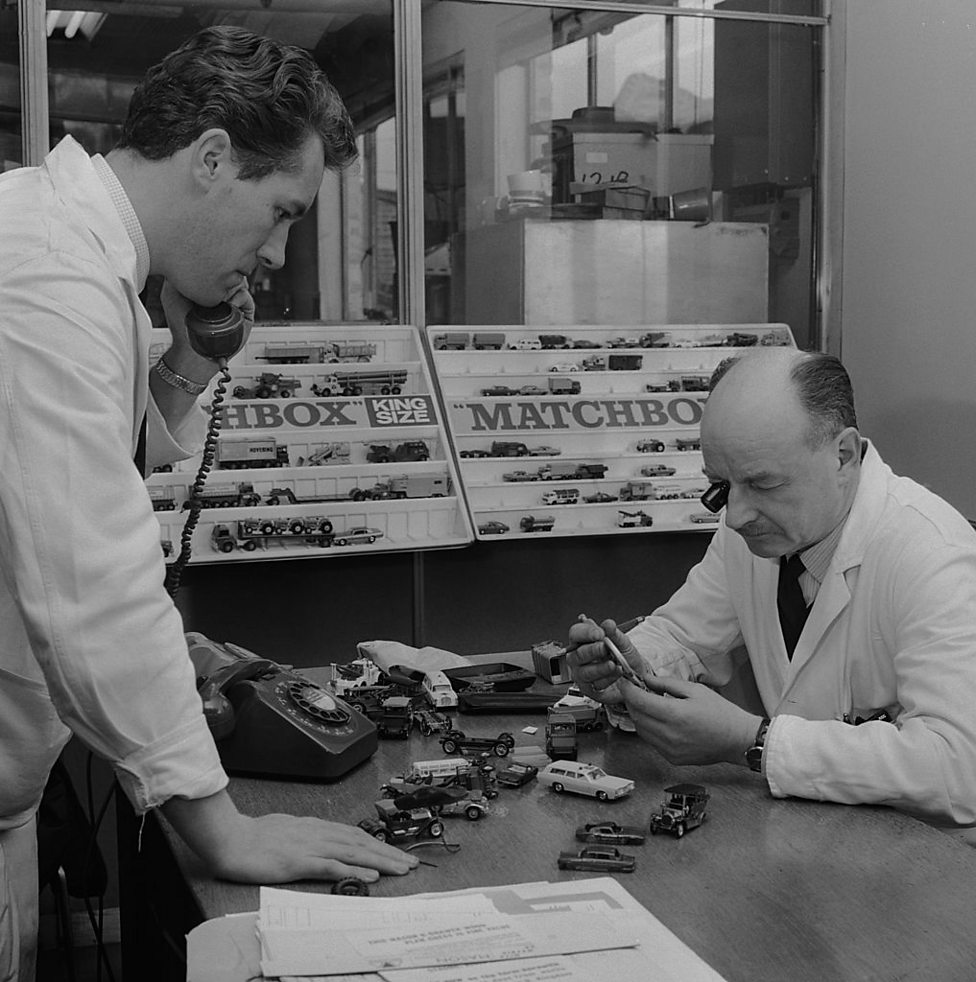 Can you remember these 20th-century toys? - BBC Bitesize