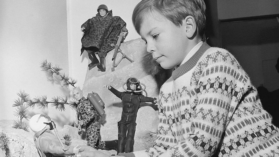 Can you remember these 20th-century toys? - BBC Bitesize