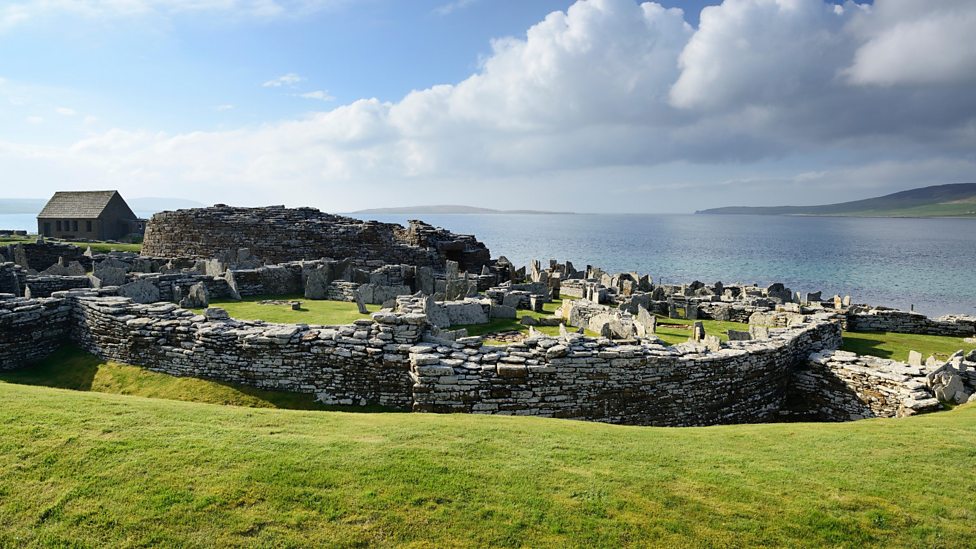 Scotland - History - Brochs - Crannogs - Hillforts - P2, P3, P4, P5, P6 ...