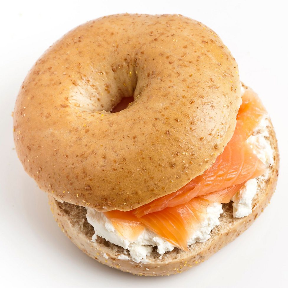 What does deuce and love mean in tennis? - BBC Bitesize