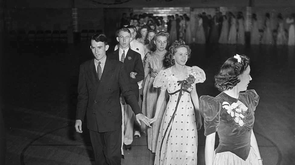 How school proms have championed social change - BBC Bitesize