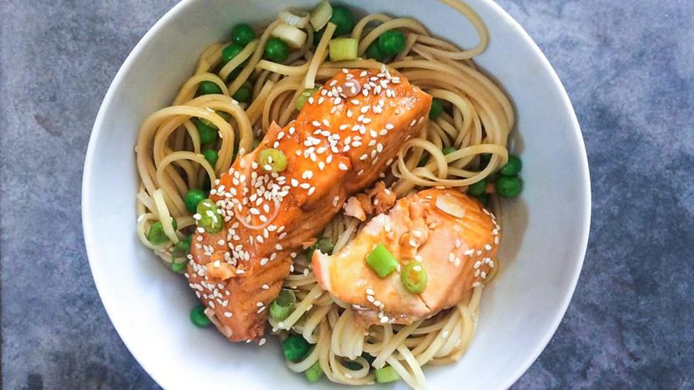 10 ways to cook dinner in the microwave on a budget - BBC Food