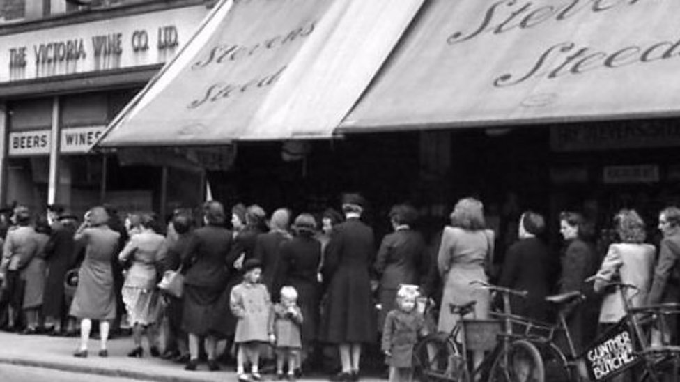 WW2: Did the war introduce designer fashion to our high streets? - BBC ...