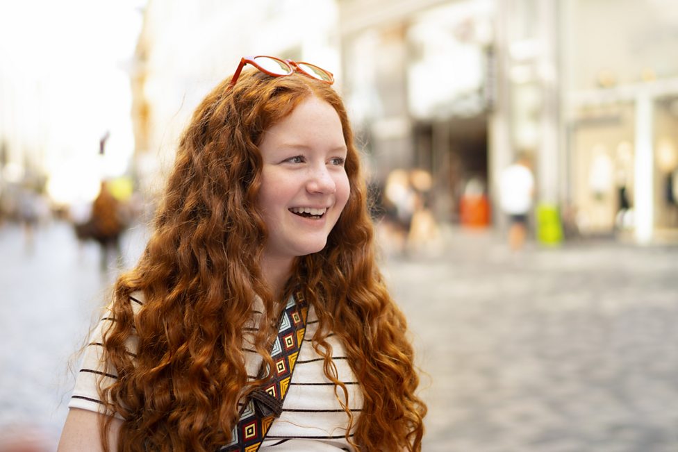 Writing (Foundation) - describing your hair - Myself and my family ...