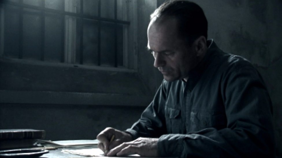 KS3 / KS4 / GCSE History: World War Two - What were conditions like at ...