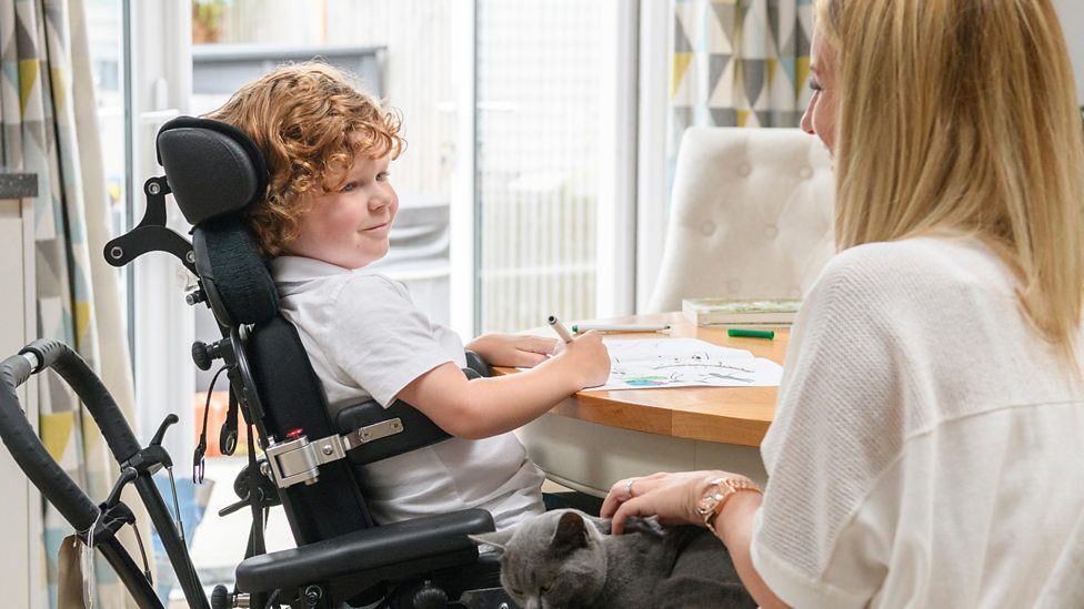 How to decide on the right school for a child with SEND - BBC Bitesize