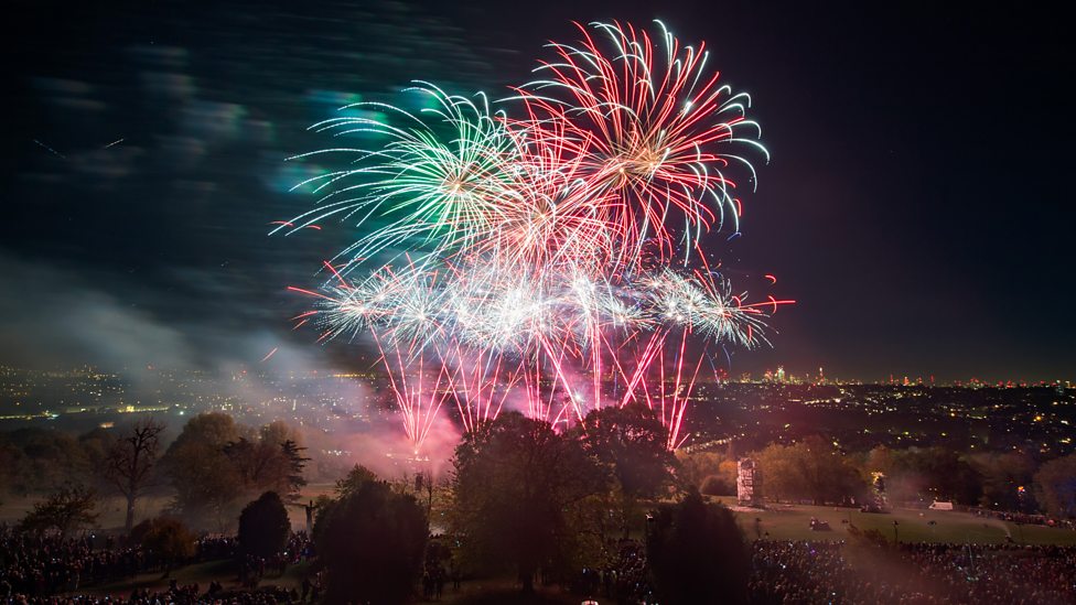 Firework displays with music: How organisers create a spectacular ...