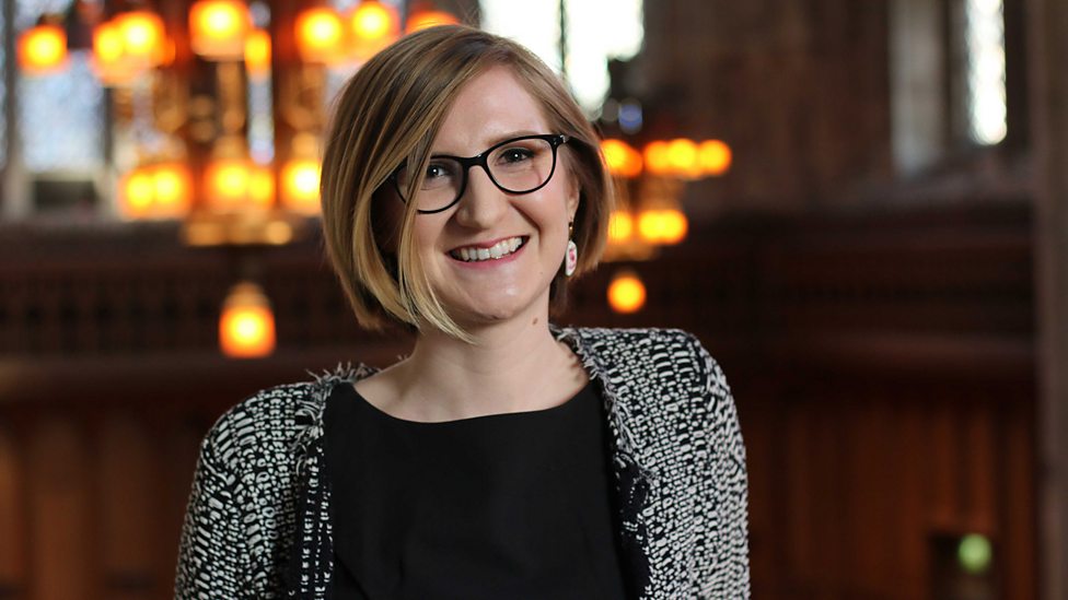 How to become a solicitor: Laura’s story - BBC Bitesize