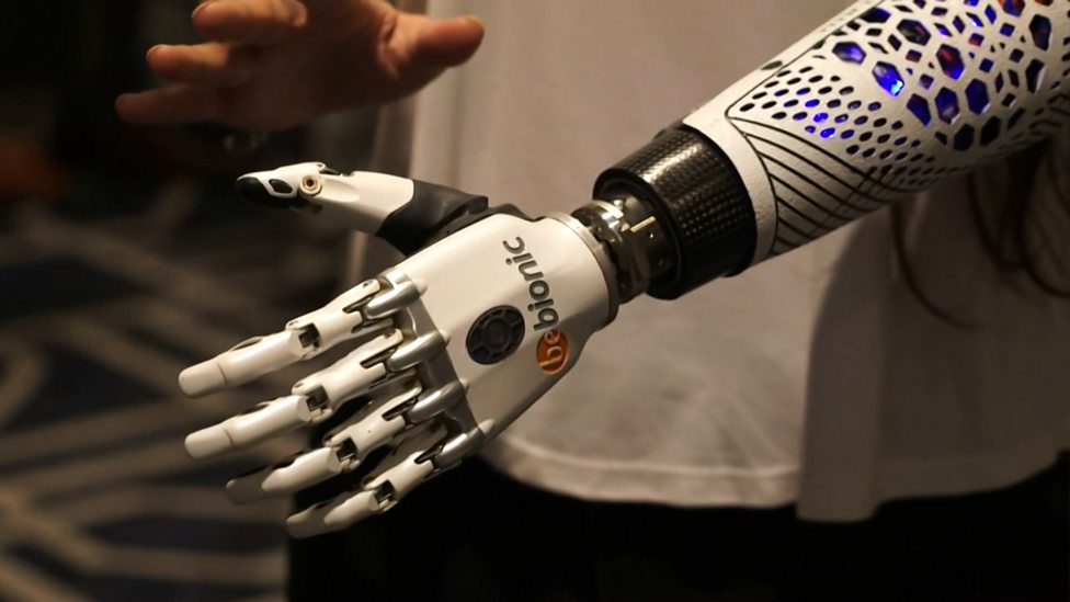 10 ways science fiction predicted the future - BBC Bitesize