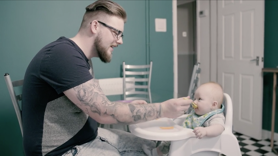One to one time - Easy activity idea for babies under 12 months - BBC ...