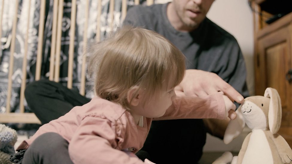 Dancing with baby: How do babies learn through dancing? - BBC Tiny ...