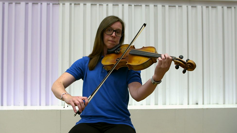 Learn about the percussion instruments of the orchestra - BBC Teach