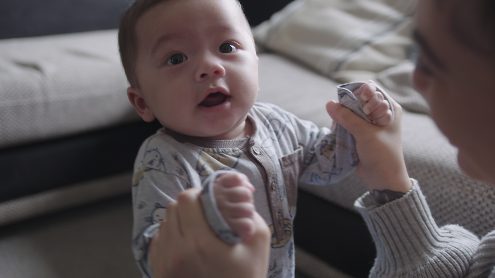 When do babies start laughing and what do they laugh at? - BBC Tiny ...