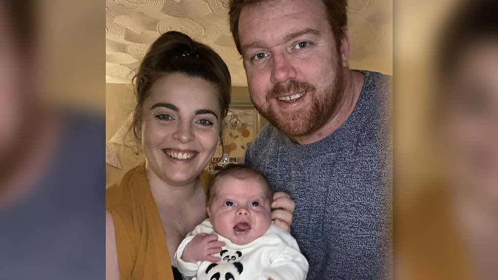 Adam and Hannah - Tiny Happy People Families - BBC Tiny Happy People