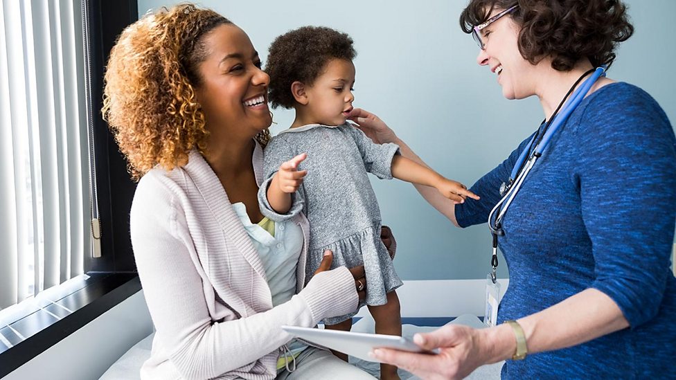 Doctor Pretend Play for Toddlers - BBC Tiny Happy People