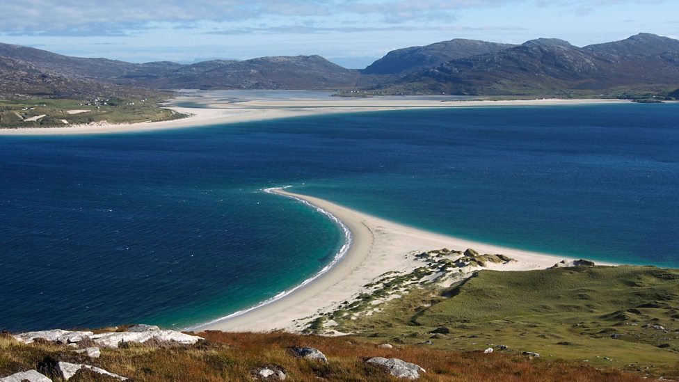 How does deposition form coastal features? - BBC Bitesize