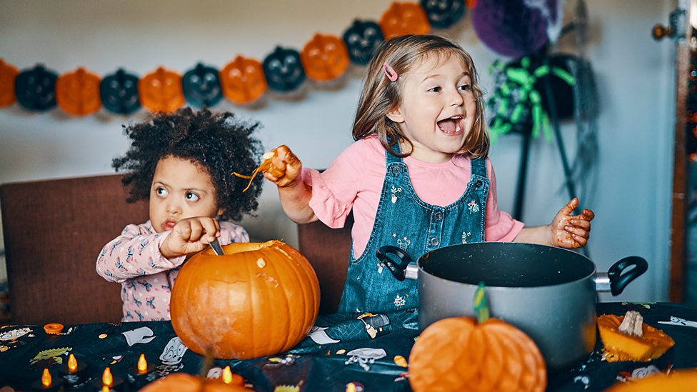 Five spooky-cosy activities for October - BBC Tiny Happy People