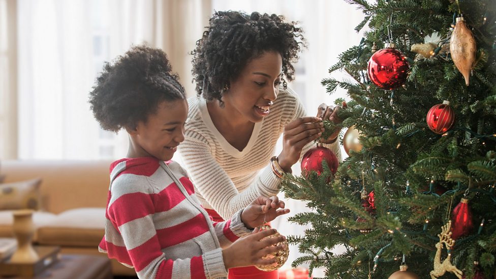 Christmas traditions in the UK - BBC Bitesize