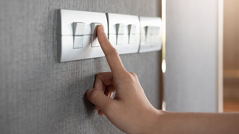 Electricity - KS3 Physics - BBC Bitesize