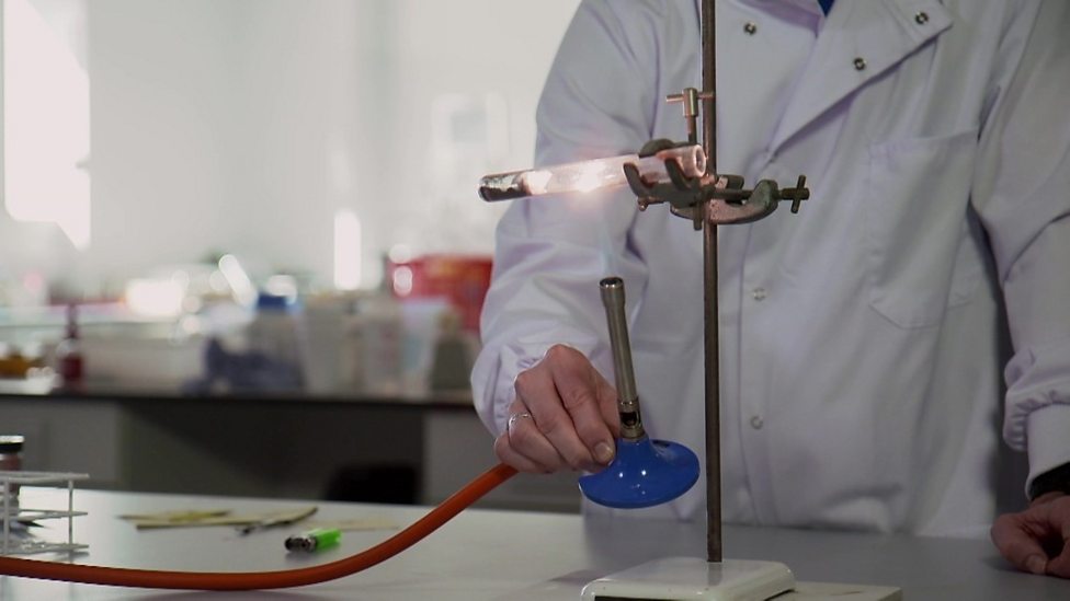 The reactivity series - KS3 Chemistry - BBC Bitesize