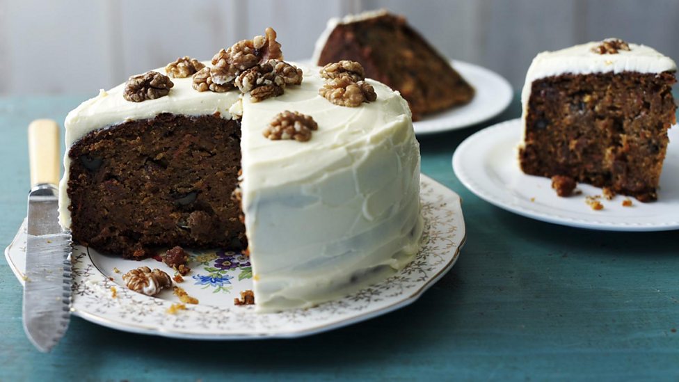 The most popular puds of the Queen's reign may surprise you - BBC Food