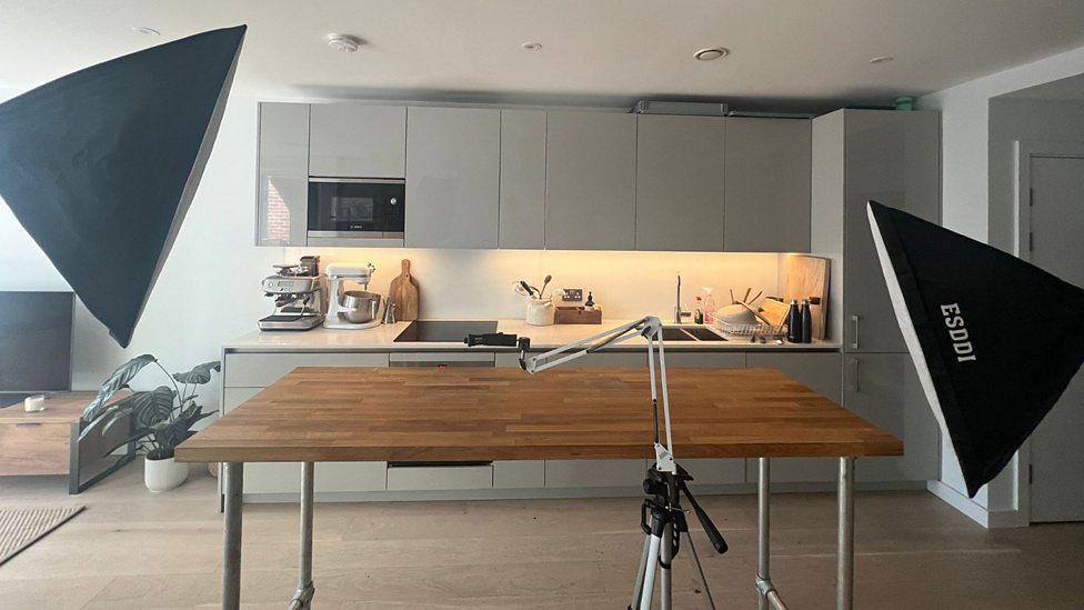 The secrets behind making a viral food video - BBC Food