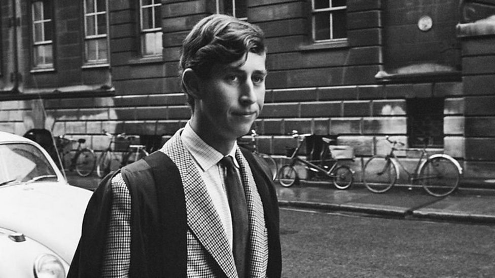 Brenin Charles III: Beth allwn ni ei ddisgwyl gan y Brenin newydd ...