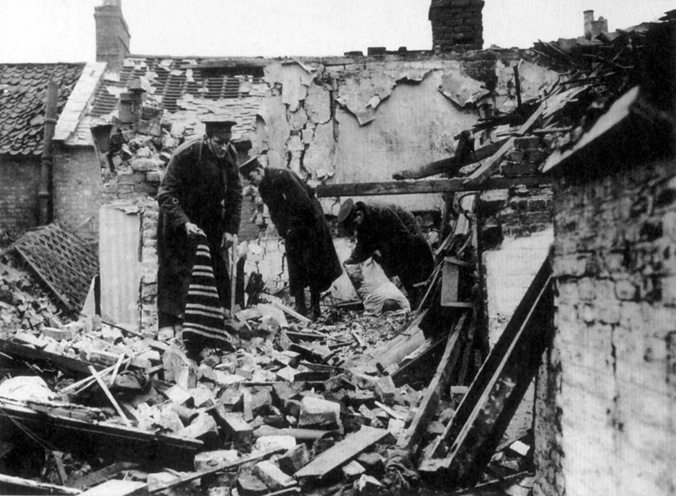 Life on the Home Front during World War One - BBC Bitesize