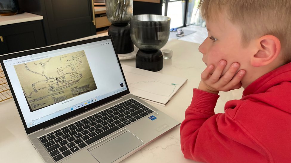 How much screen time is too much for my child? - BBC Bitesize