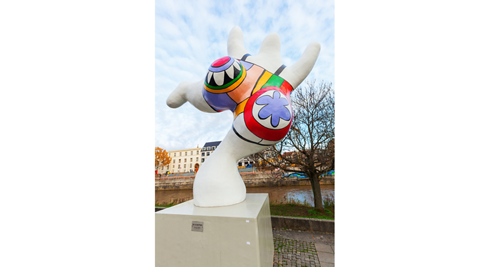 Who was Niki de Saint Phalle? | KS2 | Primary - BBC Bitesize