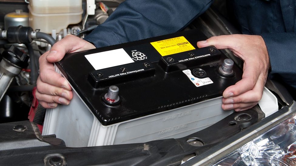 All about batteries - BBC Bitesize
