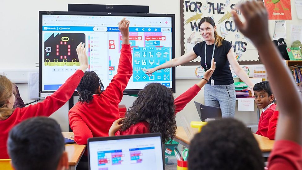 BBC micro:bit - the next gen | Teacher Training - BBC Teach