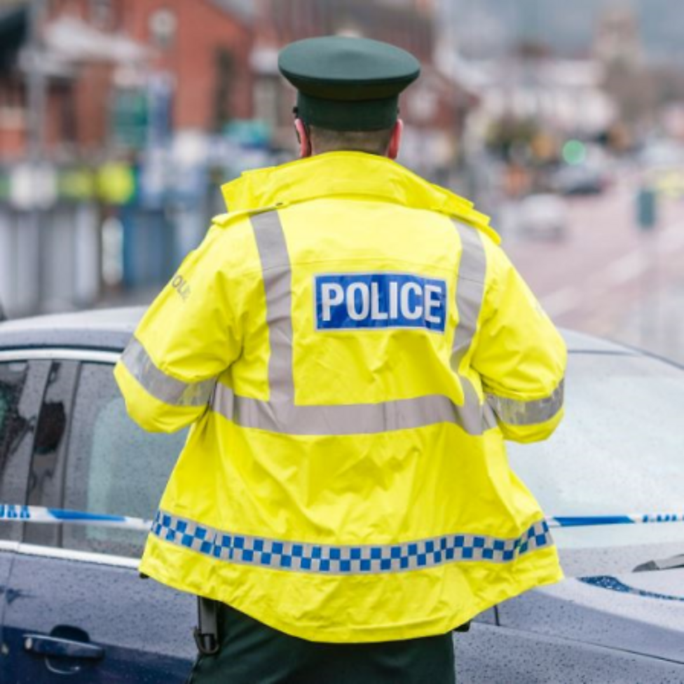 The different people who help us - BBC Bitesize