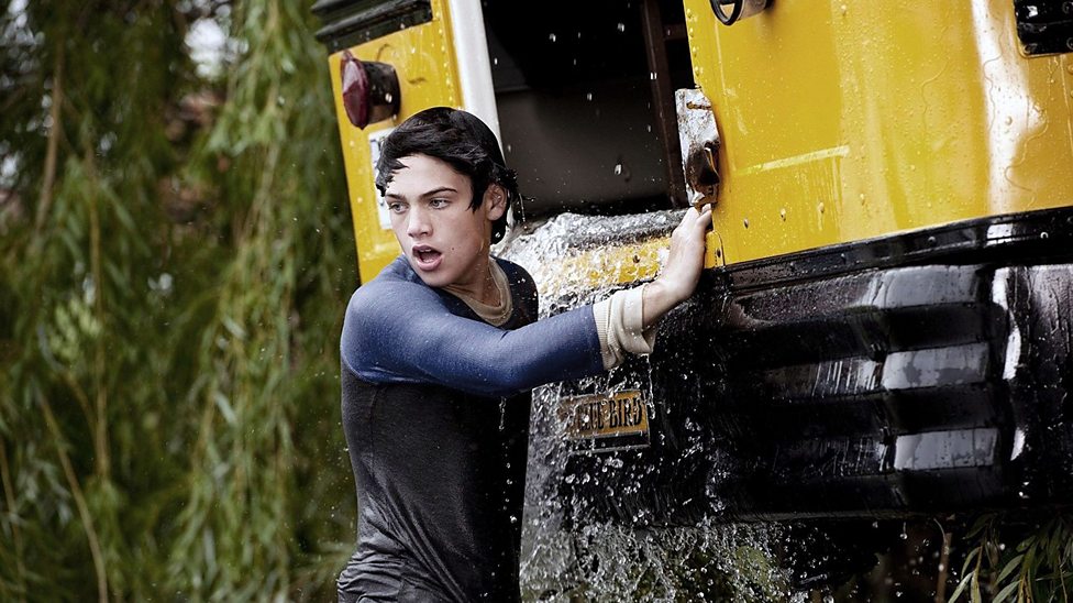 How the yellow school bus became a symbol of American life - BBC Bitesize