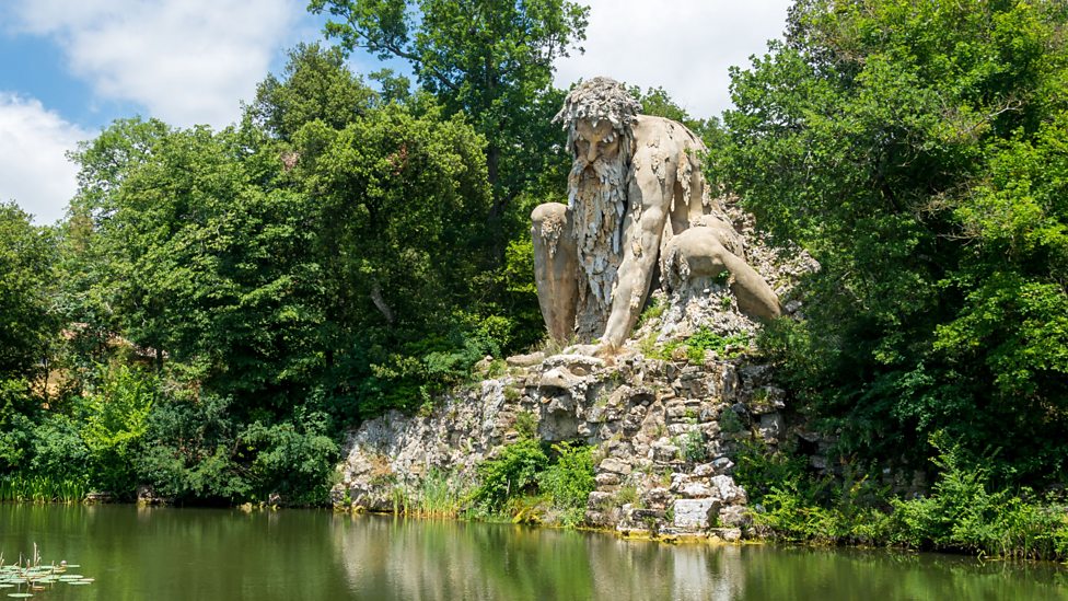 Five unusual statues from around the globe - BBC Bitesize