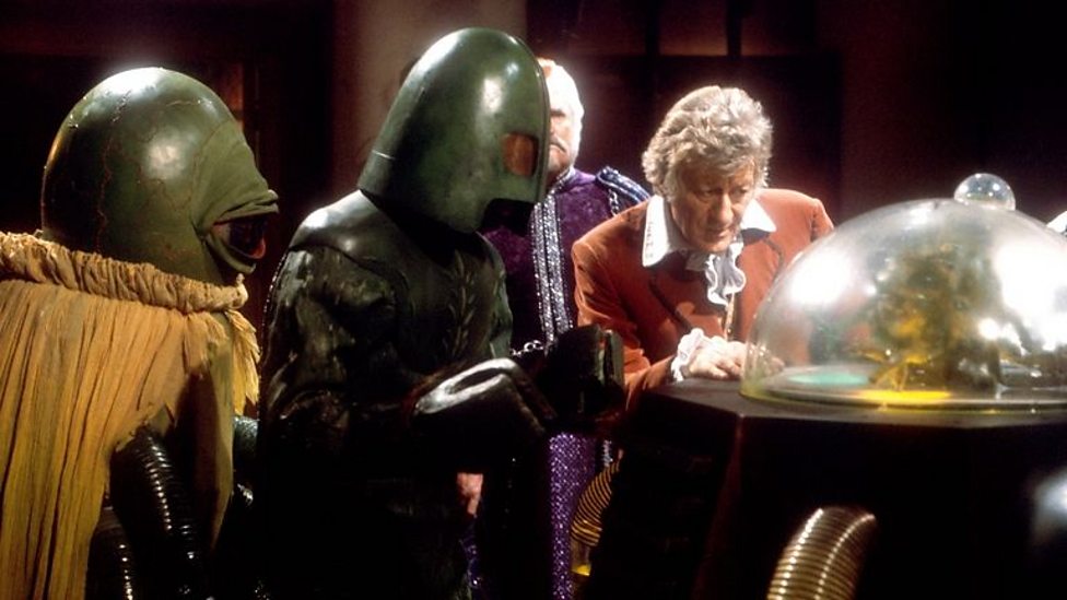 The curious parallels between Doctor Who and the headlines - BBC Bitesize