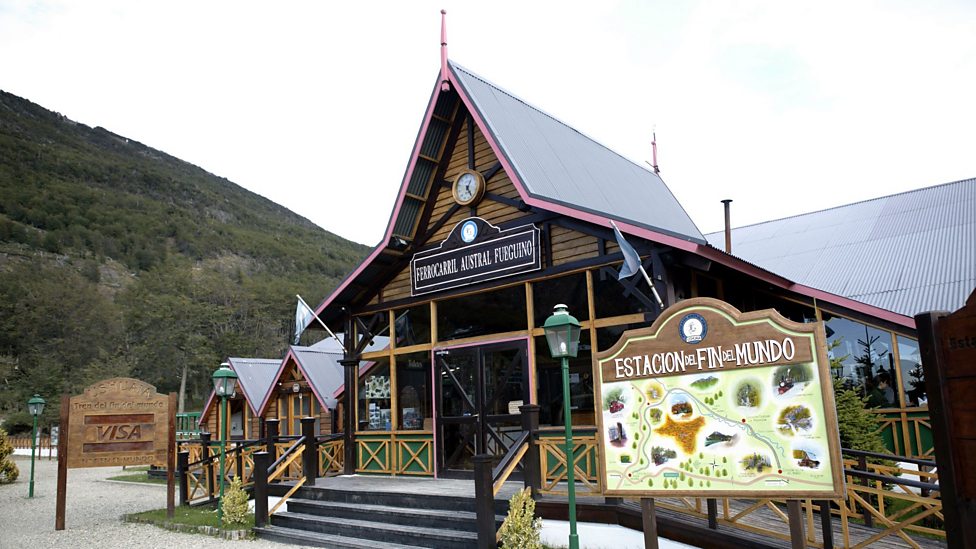 Five of the most remarkable railway stations in the world - BBC Bitesize