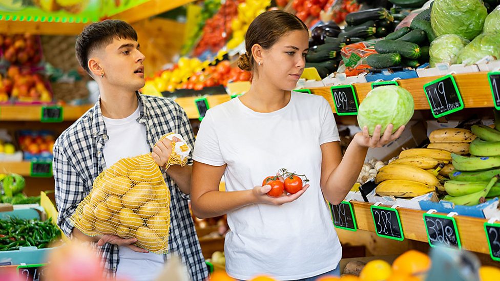 Pronouns - GCSE French - BBC Bitesize