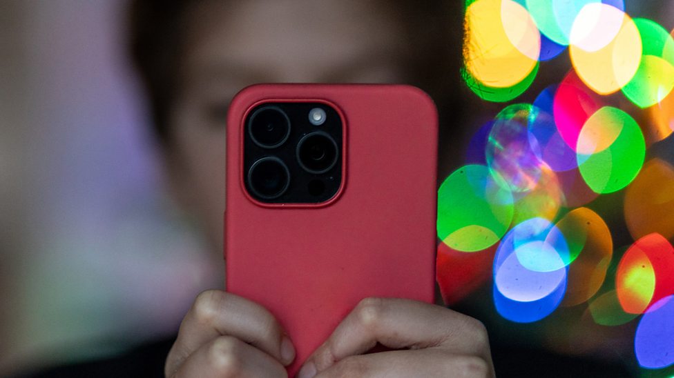 What's trending on TikTok in 2024? - BBC Bitesize