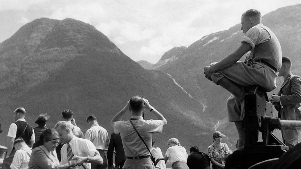 How did Hitler try to achieve full employment and self-sufficiency for ...