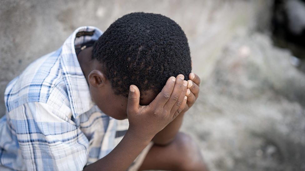 Themes in 'Refugee Boy' by Lemn Sissay - BBC Bitesize