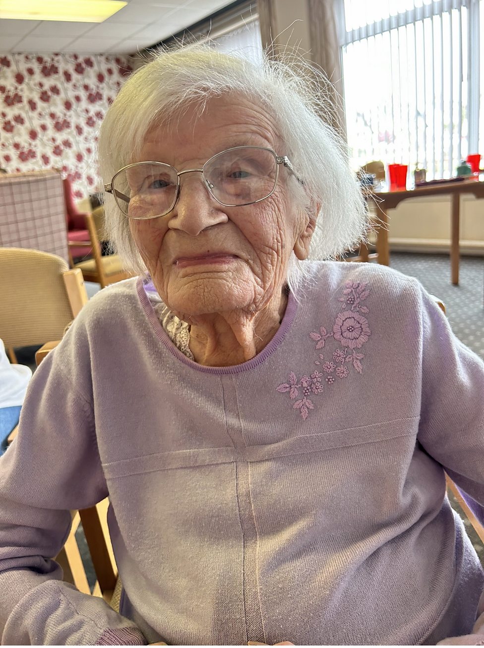‘I was more of a scribbler’ - School day memories of people born 100 ...