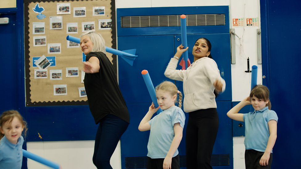 How to play boccia. BBC Teach - KS1 and KS2 Primary PE. Ages 8-11. - BBC Teach