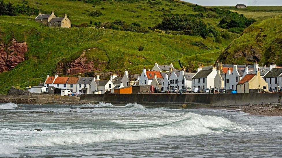 Six movie locations across the world that boosted tourism - BBC Bitesize