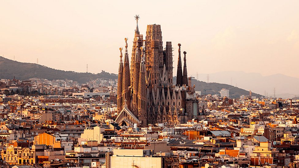 Talking about tourist attractions in Spanish - BBC Bitesize
