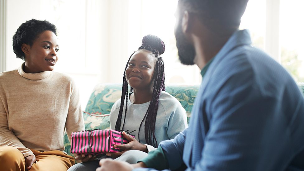 Talking about family traditions and celebrations in French - BBC Bitesize